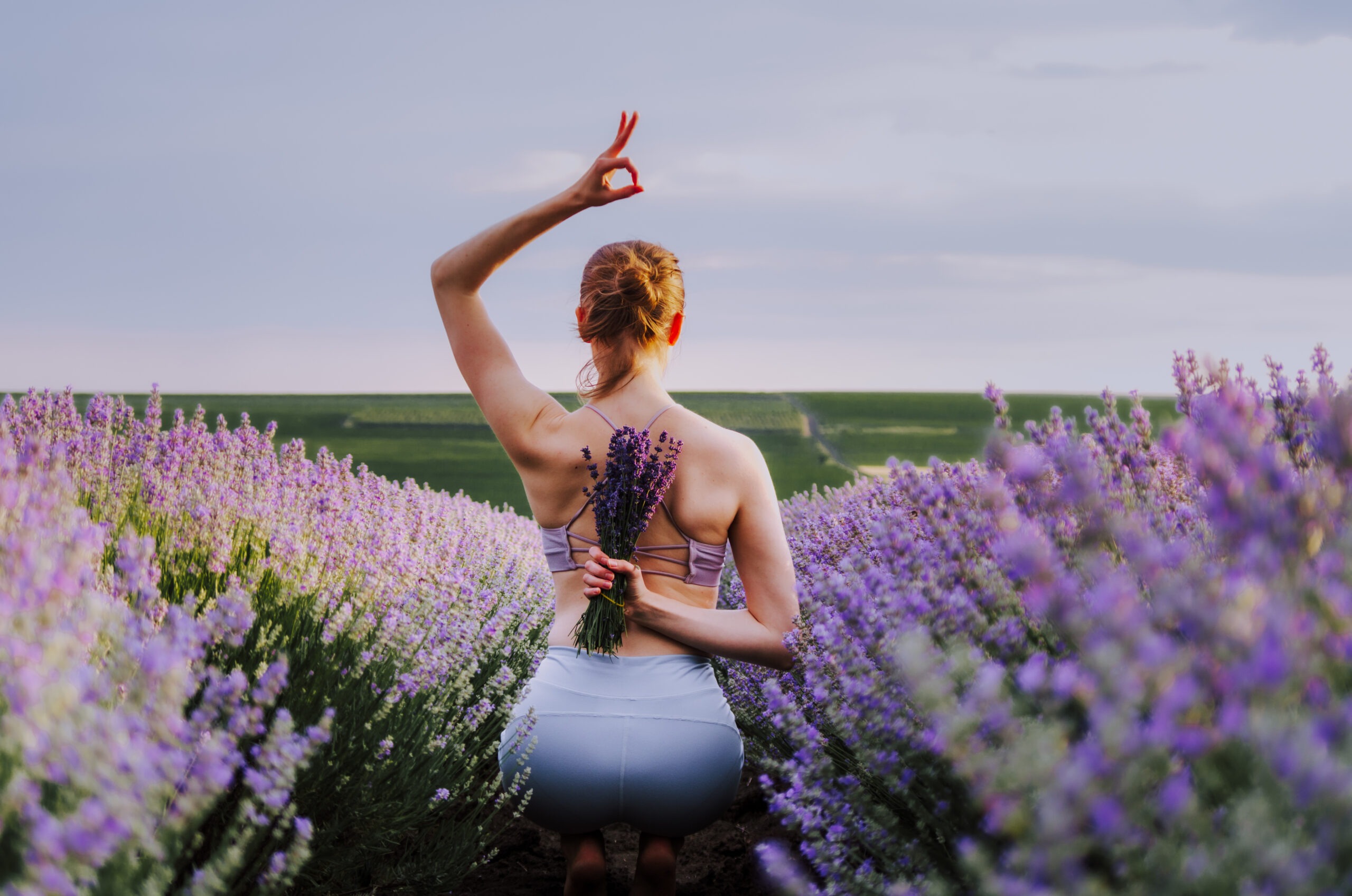 7 Lavender Aromatherapy Techniques to Enhance Your Yoga Practice - Twin ...